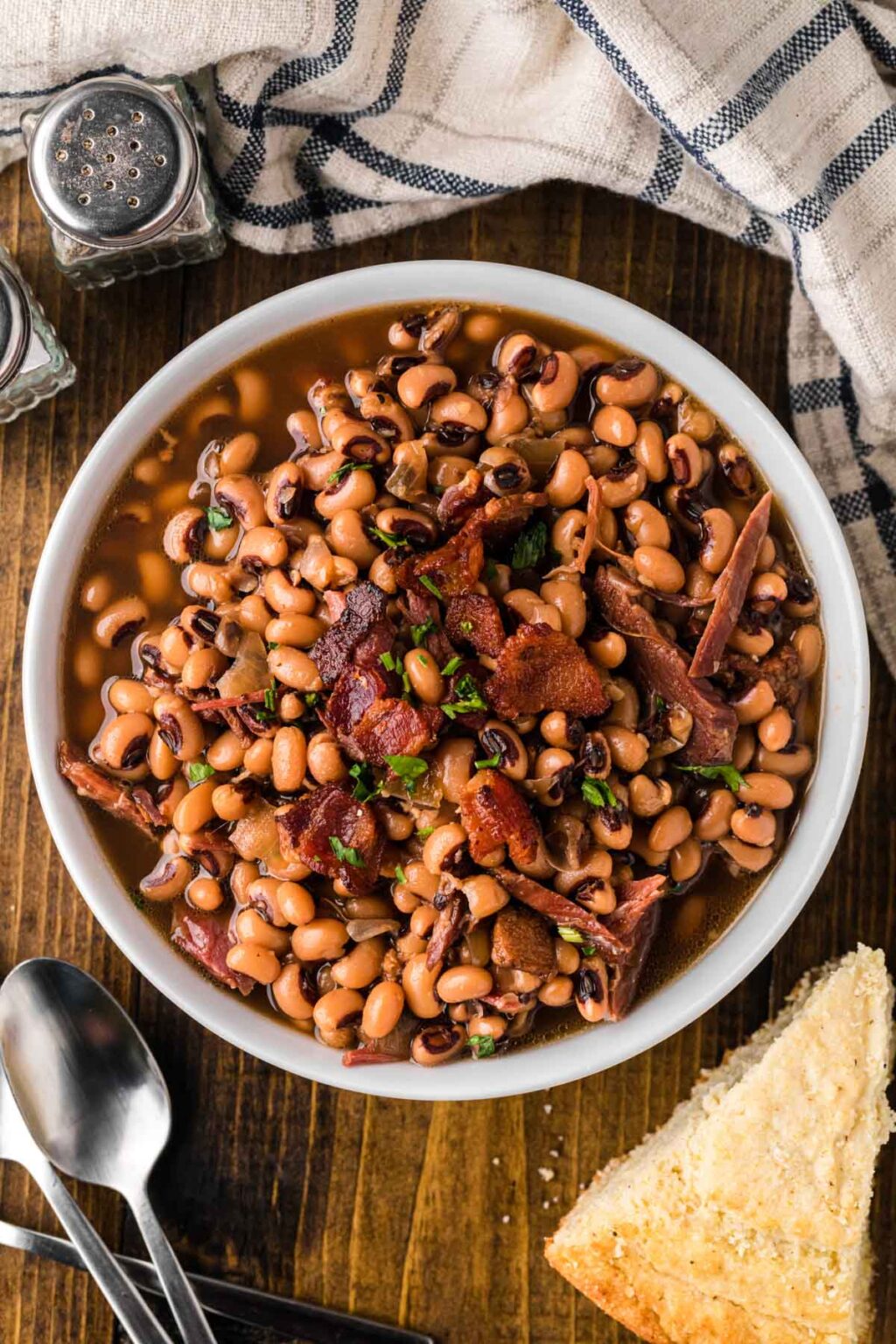 Black Eyed Peas Recipe (Slow Cooker) - Soulfully Made