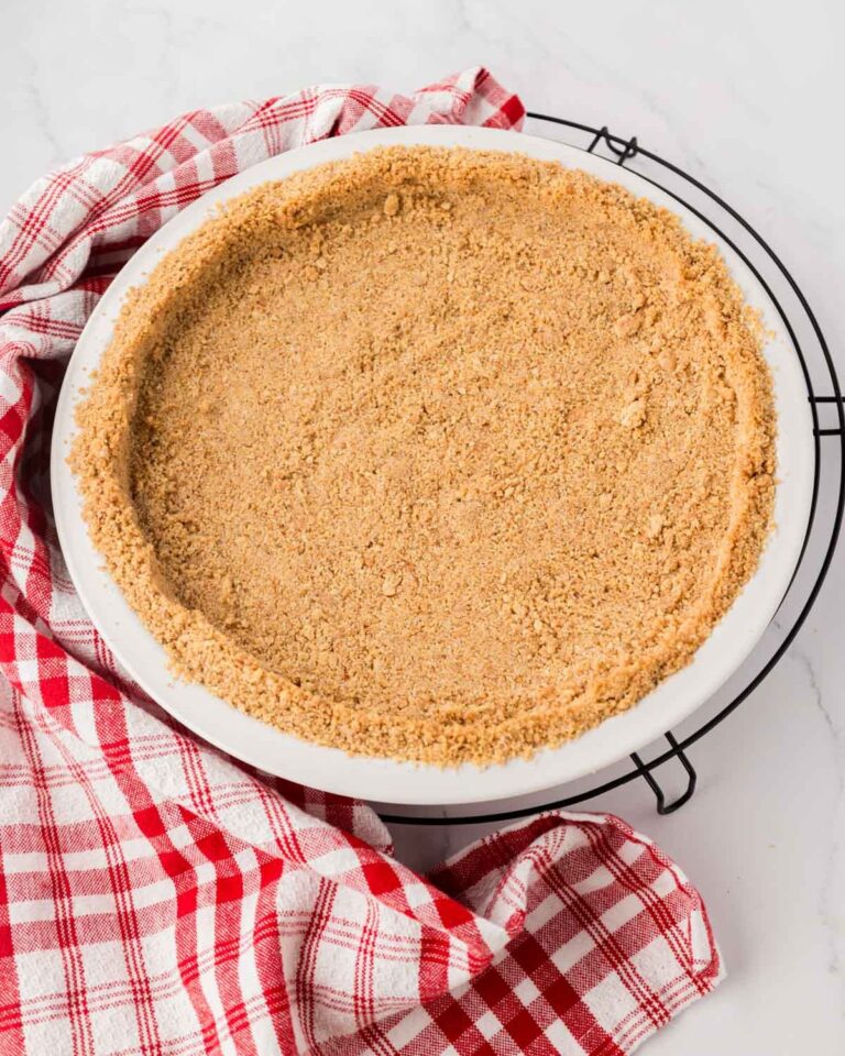 Homemade Graham Cracker Crust Recipe (Bake and No-Bake) - Soulfully Made